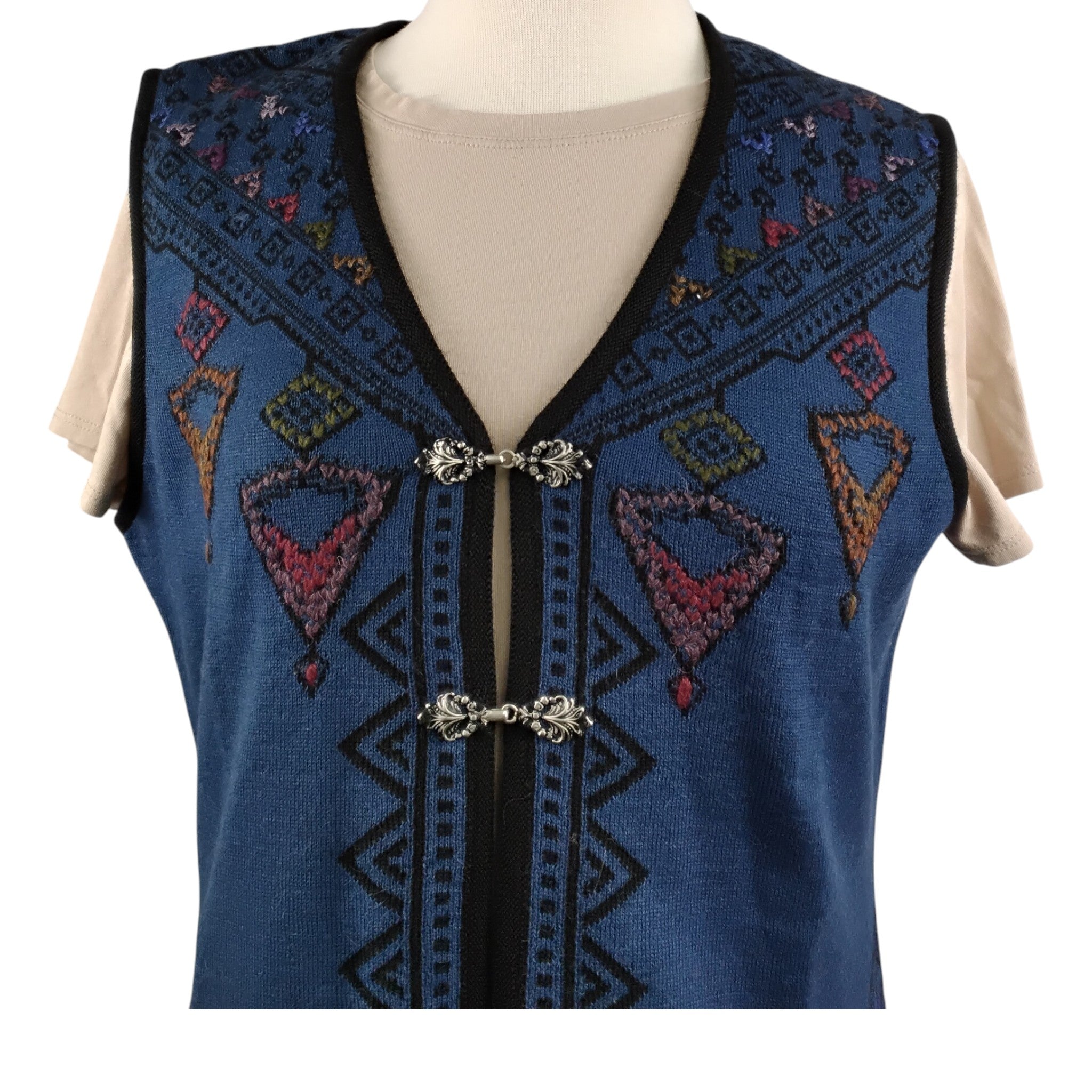 Olivia Design Long Vest with Clasps – Alpaca Life Collection